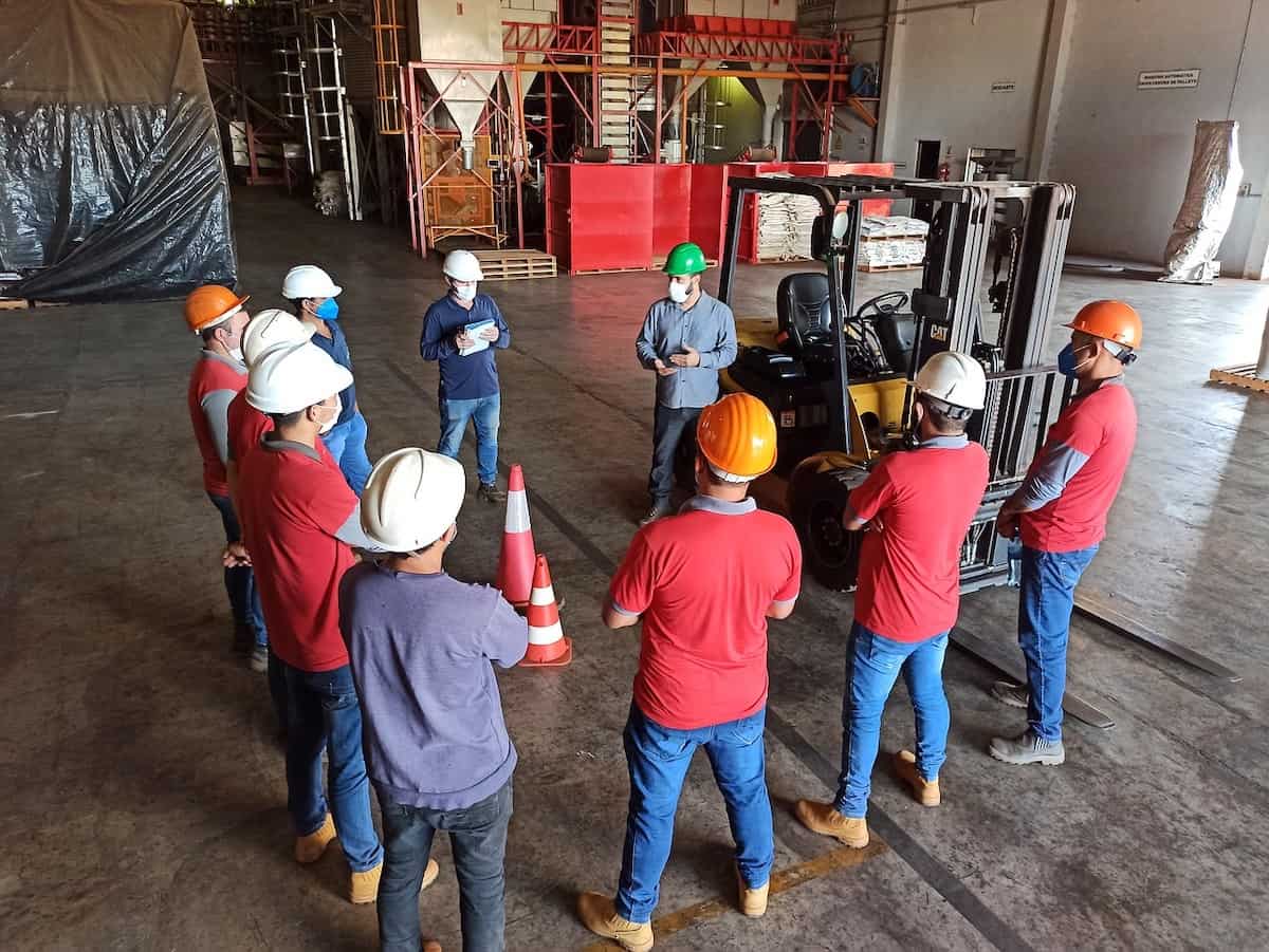 Top 5 Safety Tips for Working with Machinery! - Supply Chain Game Changer™